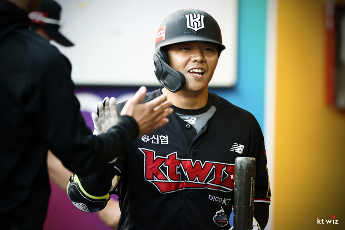 [SW인터뷰]KT 조용호의 공개수배 “그때 그 외국인 팬 찾습니다”