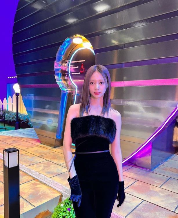 쯔위, 트와이스 앨범과 함께 돌아온 미모의 정석 [스타★샷]